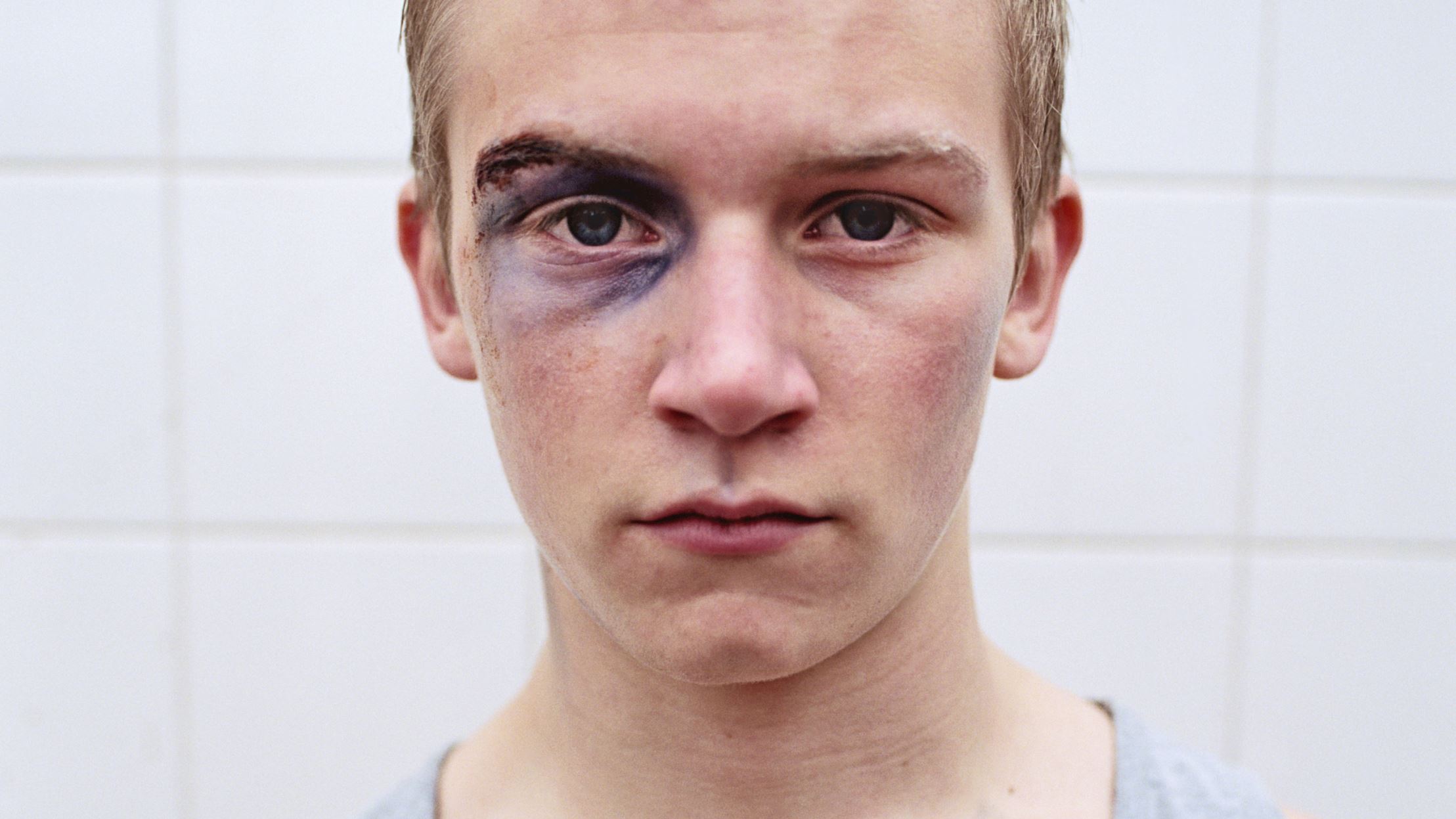 14 signs that your child is being bullied or is a bully